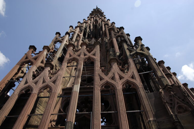 Marc C. Schurr, Der Turm der Kathedrale von Straßburg: das 8 ...